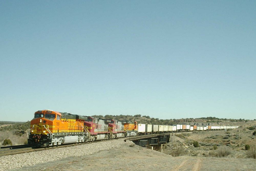BNSF 7689